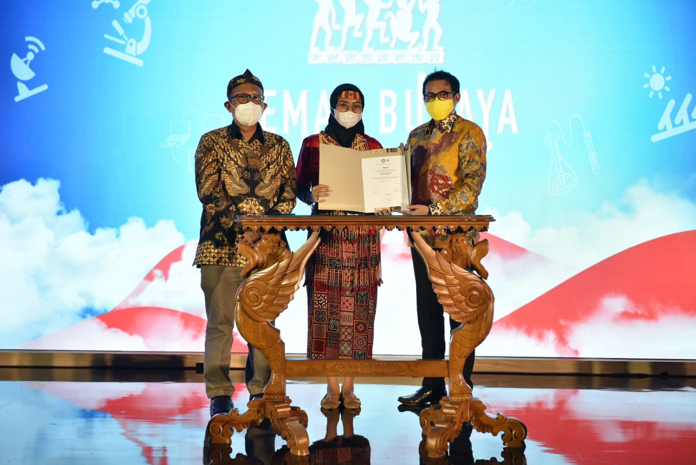 Kemah Budaya Kaum Muda Kemendikbudristek 2021: Kontribusi Pemuda ...