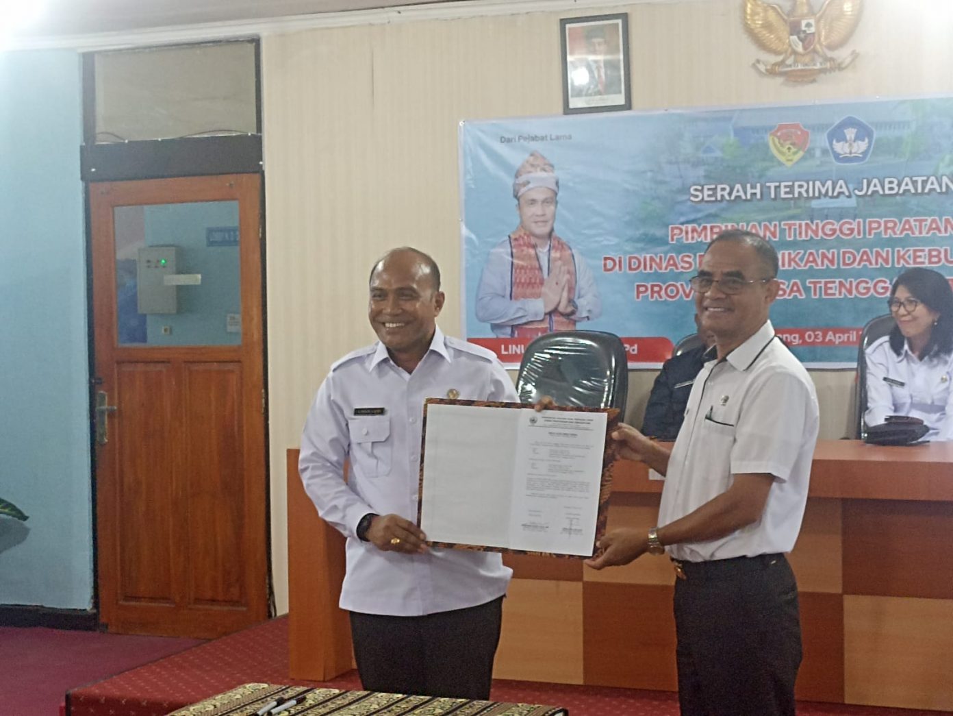 Dinas PK NTT Gelar Sertijab Kadis, Ambrosius Kodo Resmi Gantikan Linus ...